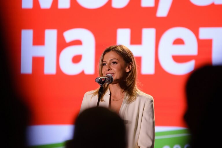 Ananas свечено го одбележа лансирањето во Македонија